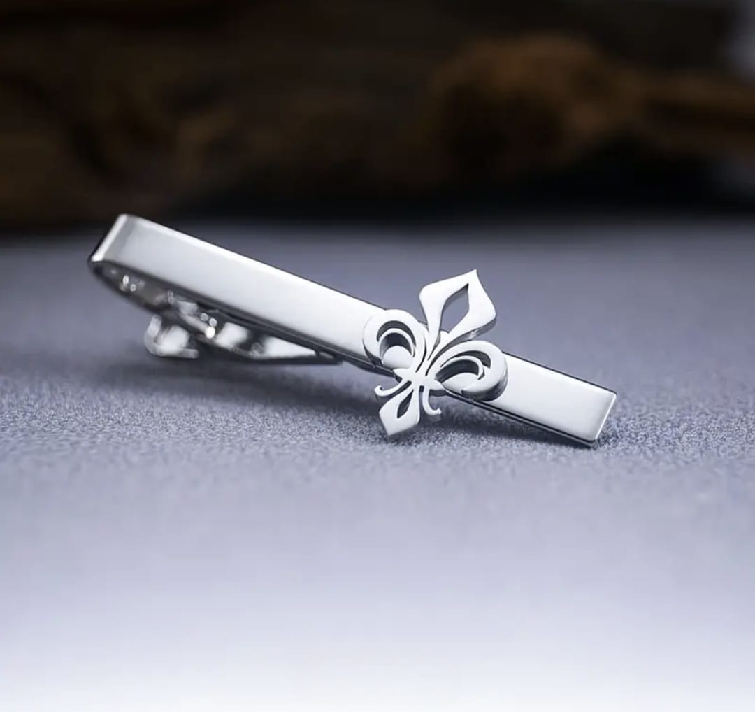Tie clip flor de loto plateada – Kumora Ties