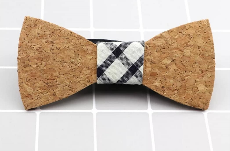 Corbatín de Madera dark – Kumora Ties